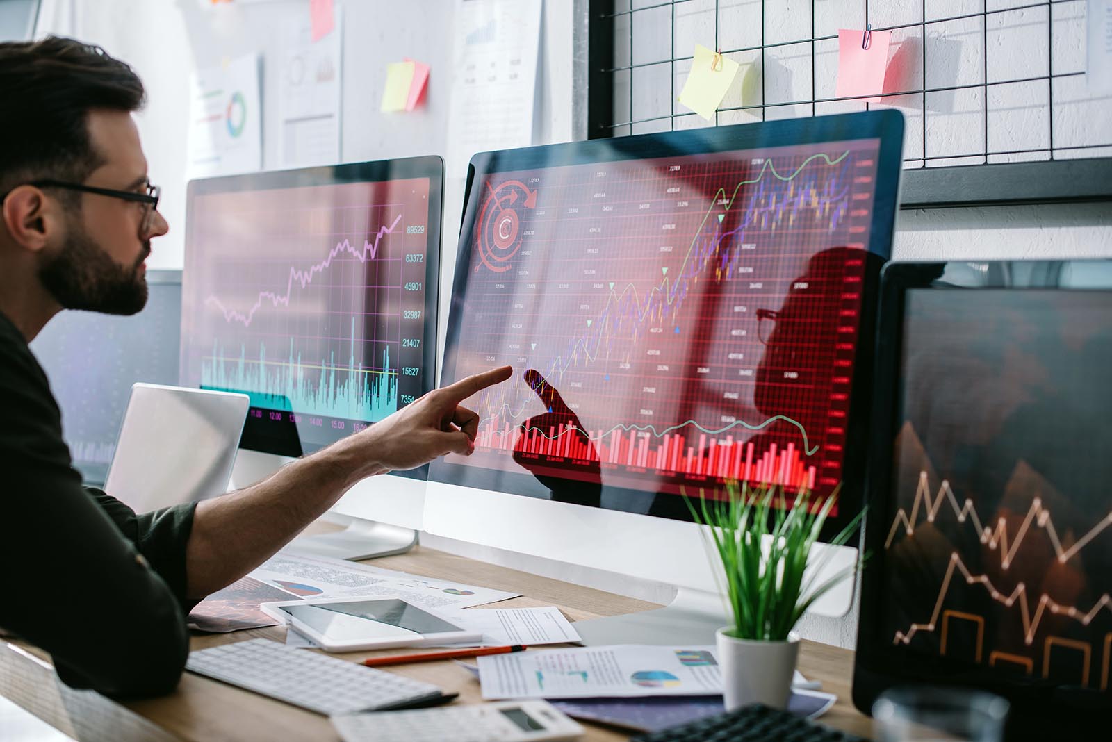 What Is The Role Of Data Analytics In The Manufacturing World Cerexio