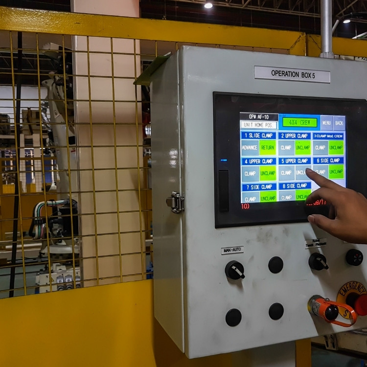 Difference Between Programmable Logic Controllers and Distributed Control Systems - Cerexio