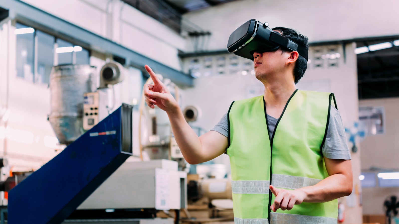 Virtual Reality Powered Manufacturing Plant Training - Cerexio