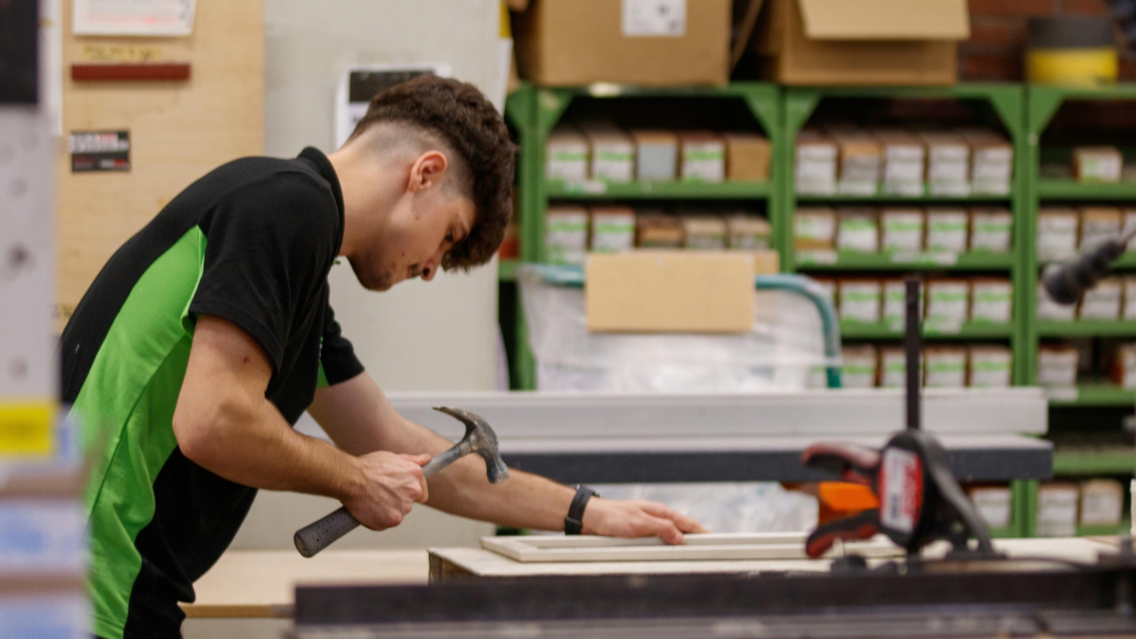 Manufacturing Assembly Line Explained: Types and Benefits - Cerexio